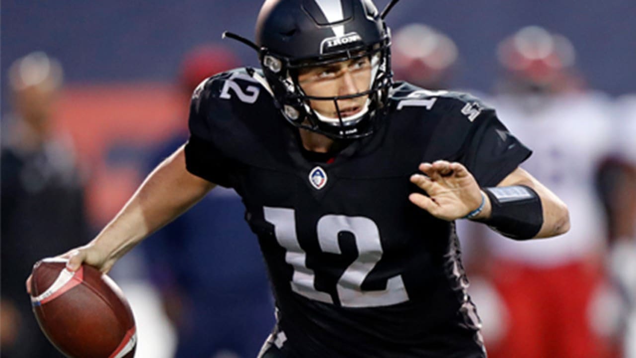 Birmingham Iron quarterback Luis Perez finds tight end Braedon Bowman ...