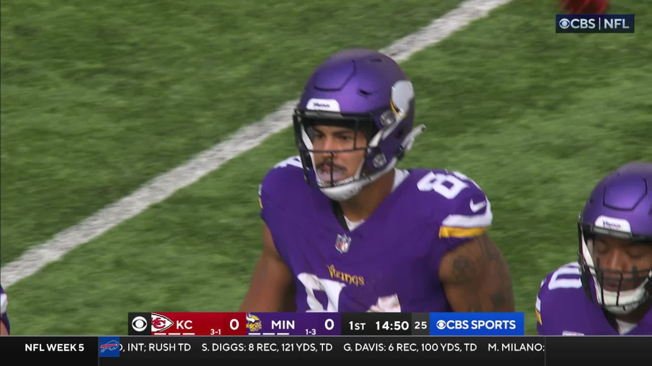 Minnesota Vikings tight end Josh Oliver's opening-drive fumble gives ...