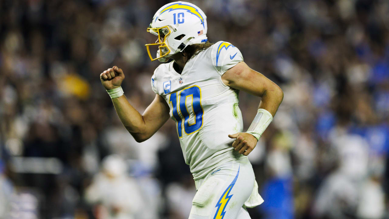 What does a successful '22 season look like for Los Angeles Chargers ...