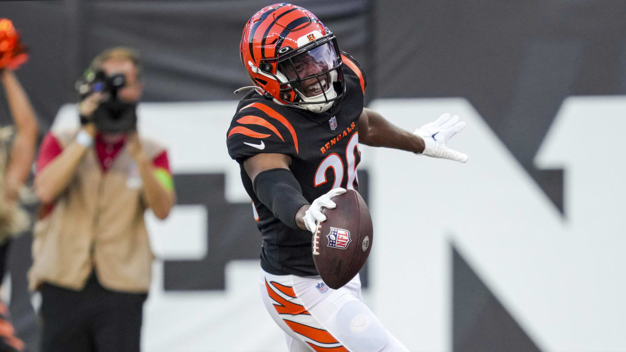 Can't-Miss Play: Cincinnati Bengals DB Tycen Anderson delivers 43-yard ...
