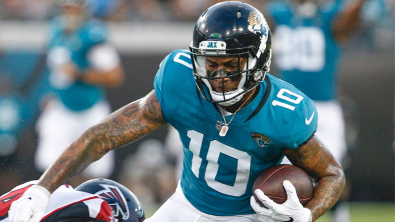 Moncrief spins away from defense for a 37-yard gain