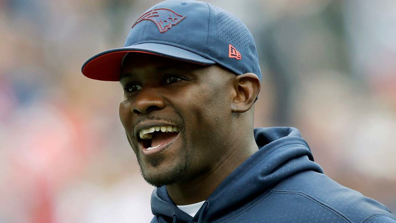 Brian Flores' career as coach marked by personal approach