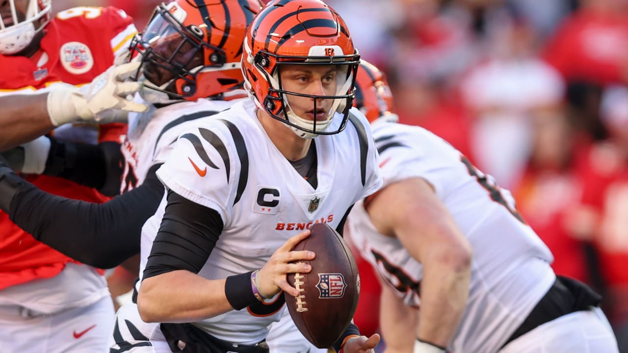 Can't-Miss Play: Cincinnati Bengals quarterback Joe Burrow somehow ...