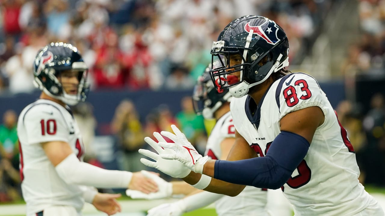 Houston Texans tight end O.J. Howard makes twirling TD catch on ...