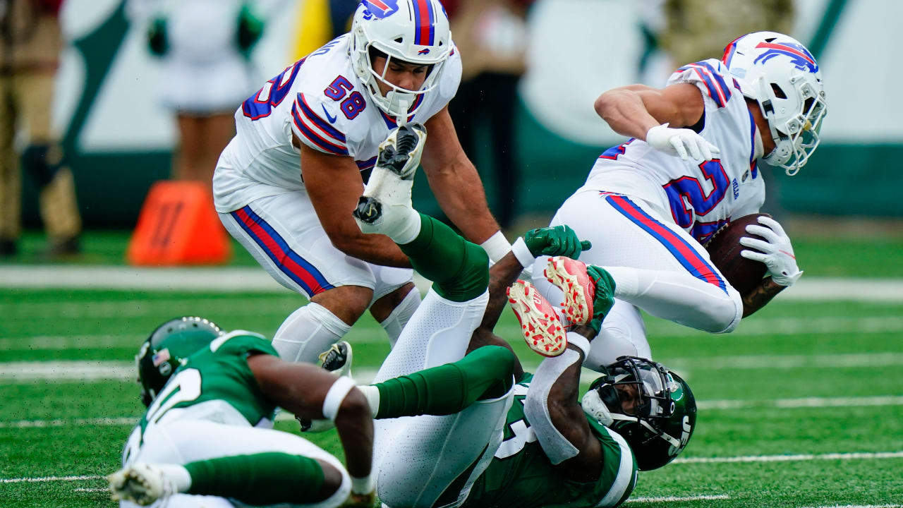 Buffalo Bills cornerback Taron Johnson snags interception vs. New York ...