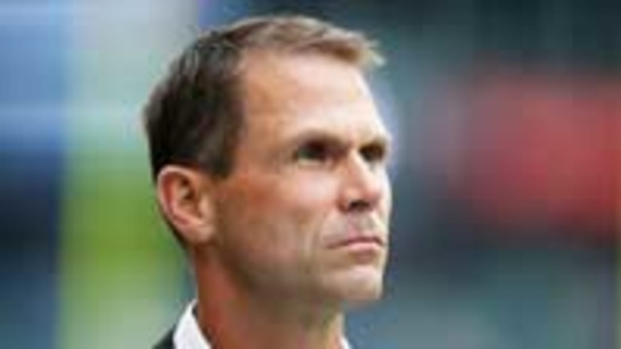 Niners GM apologizes to Roman for daughter's tweet