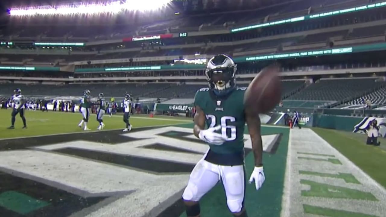 Philadelphia Eagles running back Miles Sanders strolls in with ease on ...