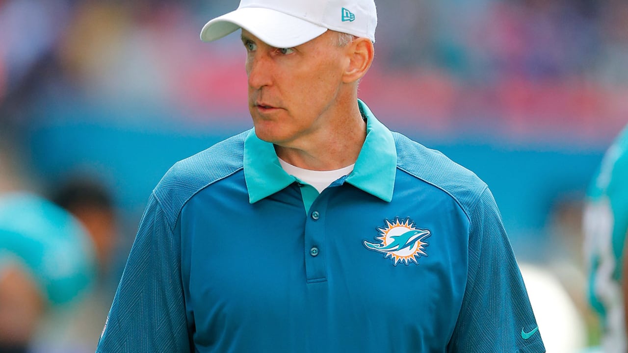 Colts hire Joe Philbin as offensive line coach