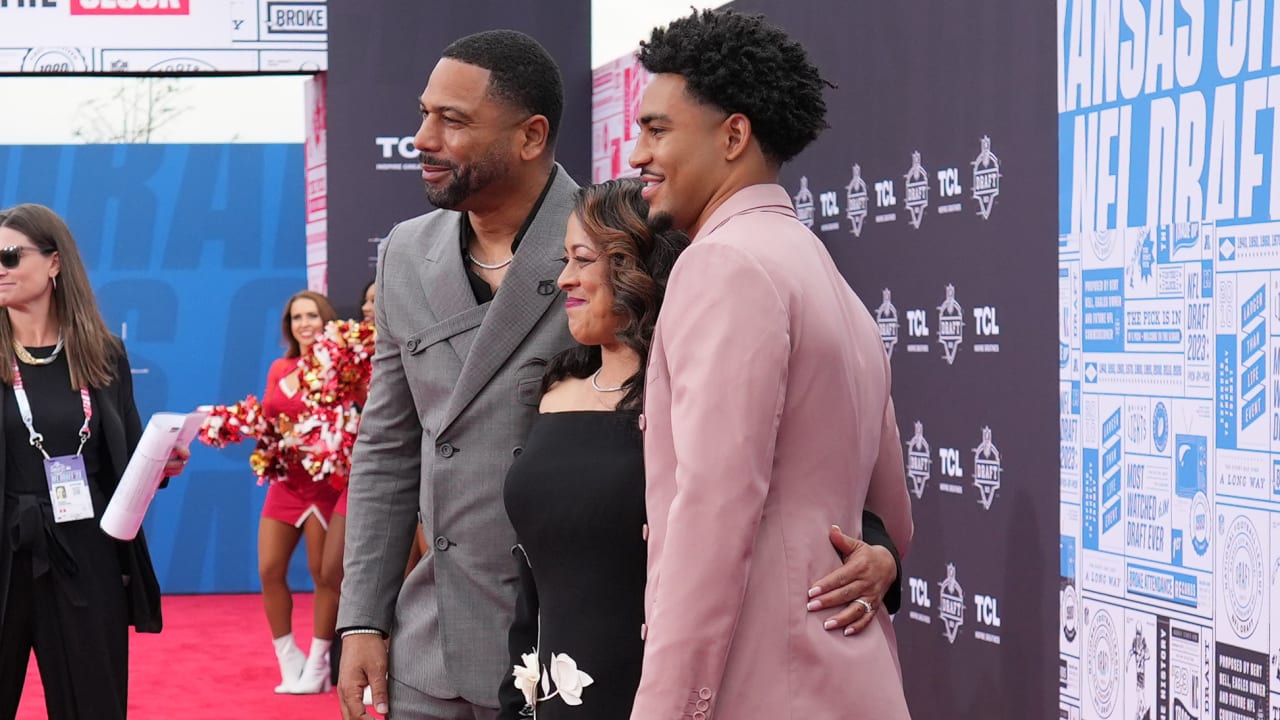 Alabama quarterback Bryce Young and his family hit the draft red carpet
