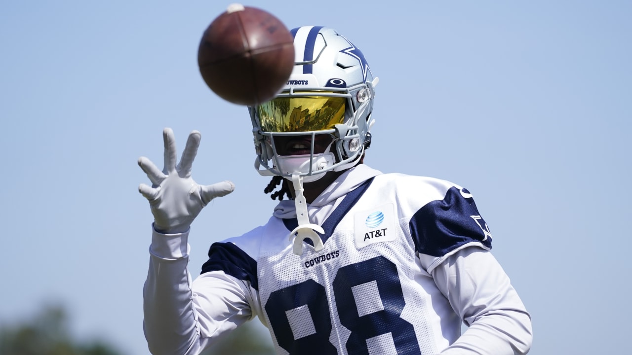 Dallas Cowboys wide receiver CeeDee Lamb wows fans with impressive ...