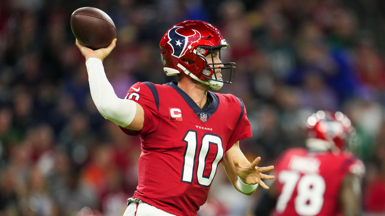 Houston Texans quarterback Davis Mills secures second TD pass of game ...