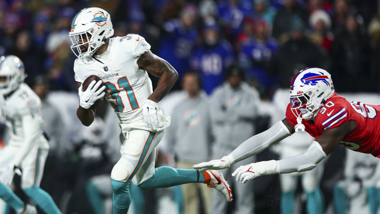 Can't Miss Play: Miami Dolphins running back Raheem Mostert floors his ...
