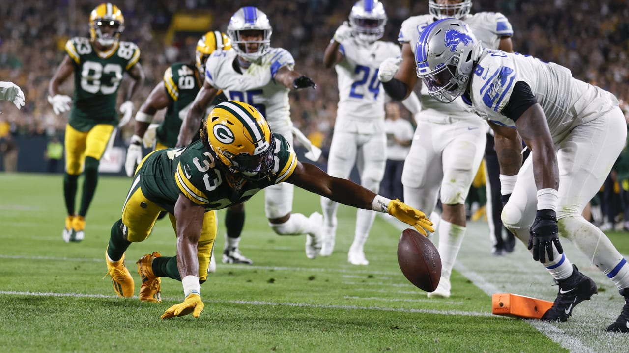 Aaron to Aaron, again! Green Bay Packers quarterback Aaron Rodgers ...