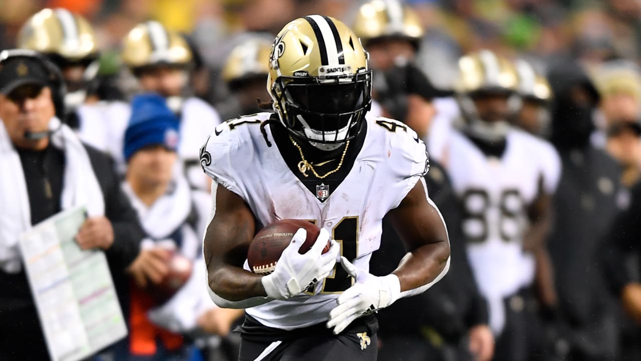 New Orleans Saints running back Alvin Kamara turns slip screen into ...