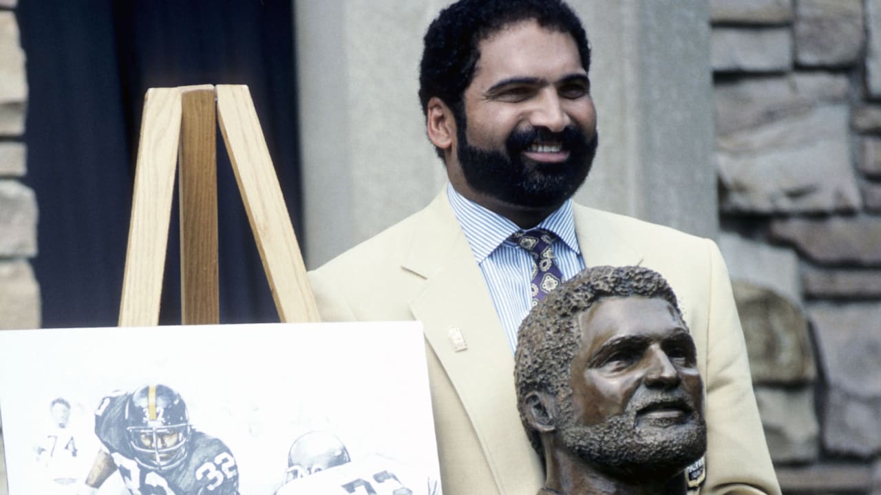 Hall of Fame RB Franco Harris passed away at age 72
