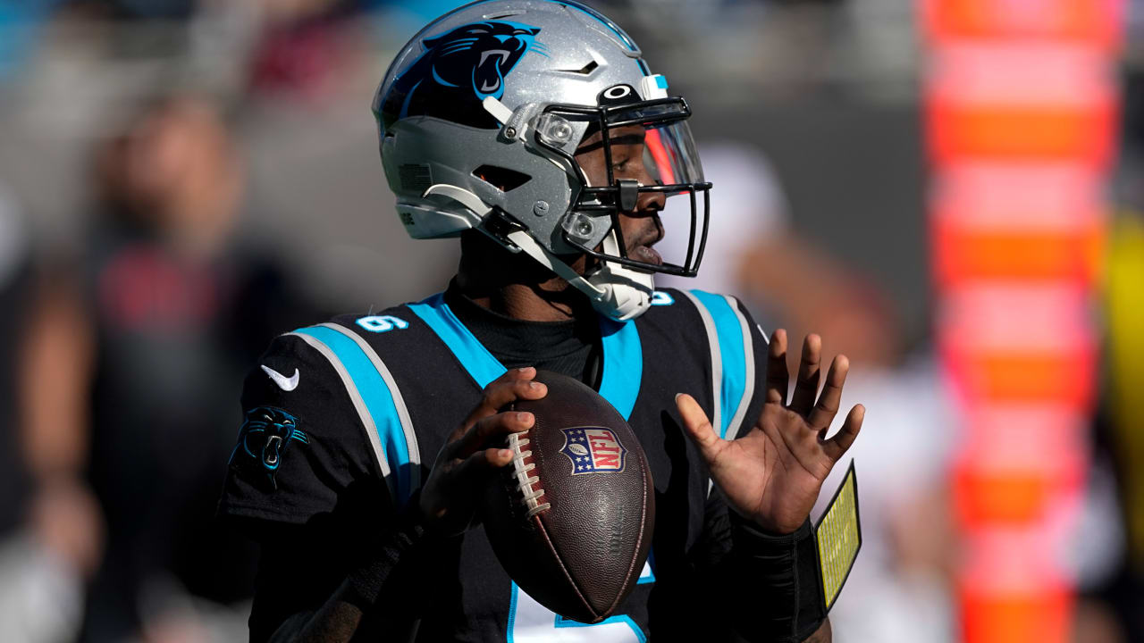 Carolina Panthers quarterback P.J. Walker zips it with precision to ...