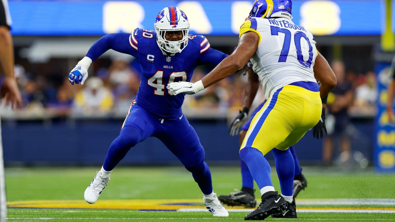 Buffalo Bills outside linebacker Von Miller gets his first sack as a ...