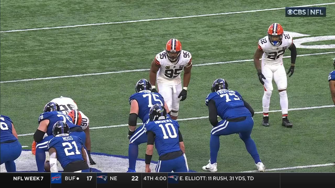 Indianapolis Colts quarterback Gardner Minshew's heave to wide receiver ...