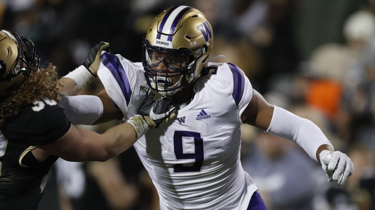 Tampa Bay Buccaneers select Washington Huskies EDGE Joe Tryon with the ...