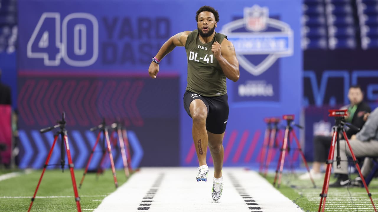 EDGE Caleb Murphy runs official 4.81-second 40-yard dash at the 2023 ...
