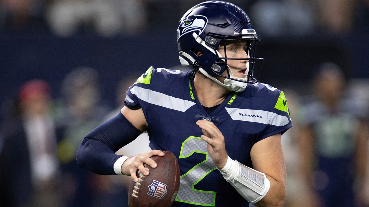 Seahawks bringing back backup QB Drew Lock on one-year, $4 million deal