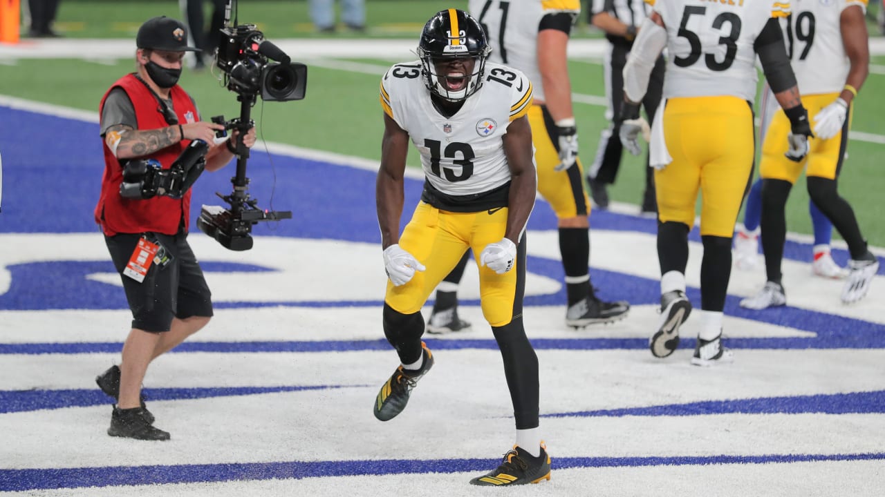 James Washington MUSCLES through multiple defenders for strong TD