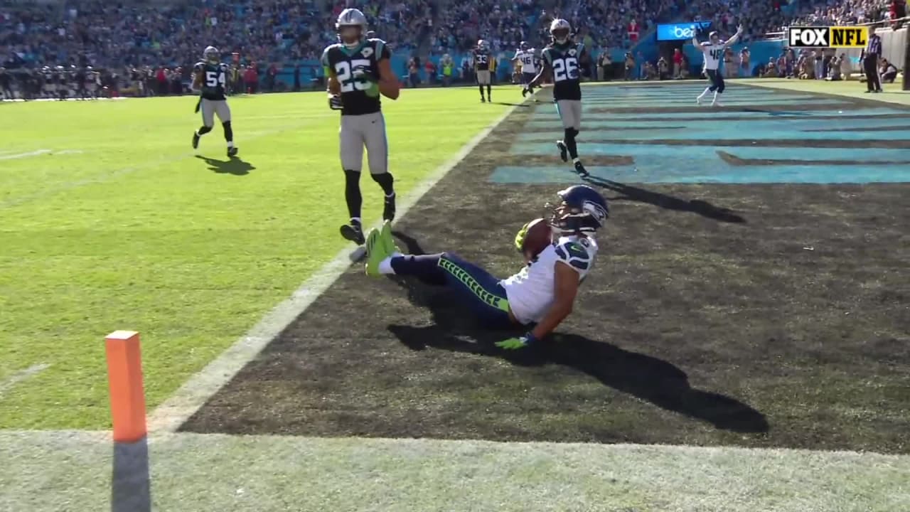 Tyler Lockett finds space in secondary for first TD since Week 9