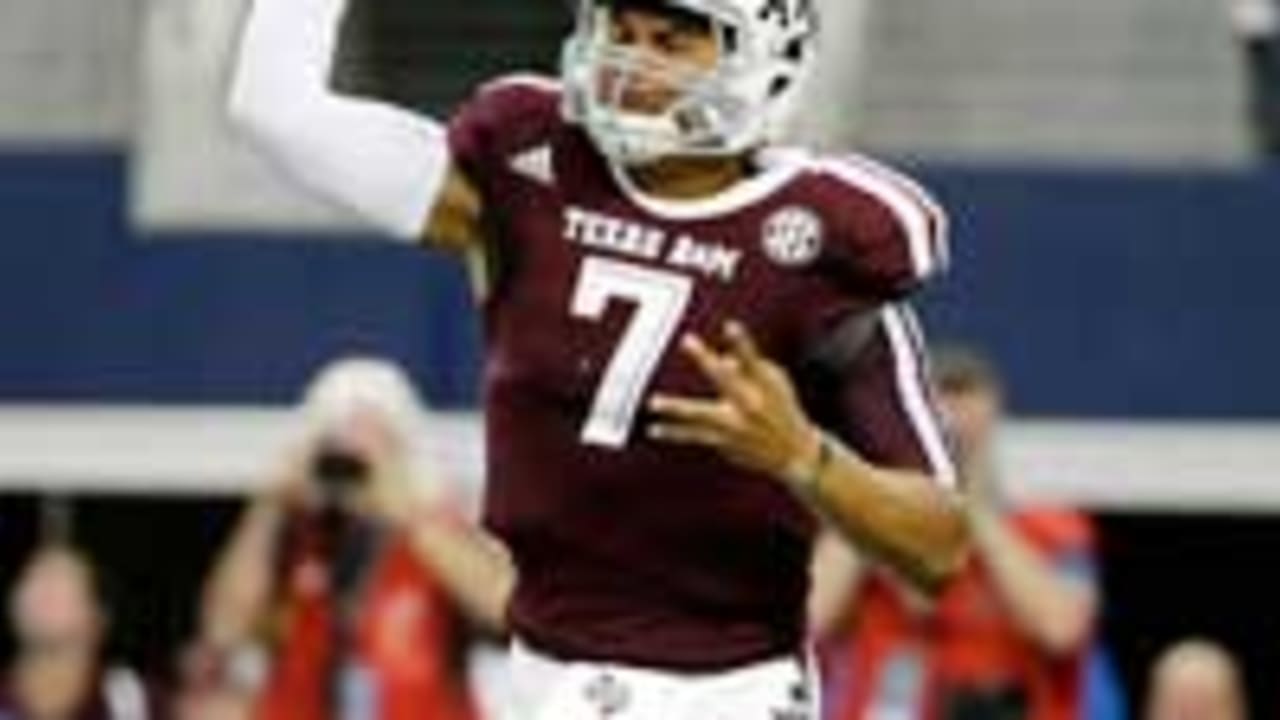 Kenny Hill overcomes slow start to lead Aggies win
