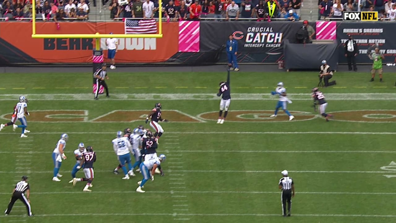 Chicago Bears linebacker Alec Ogletree reaches maximum height to make ...