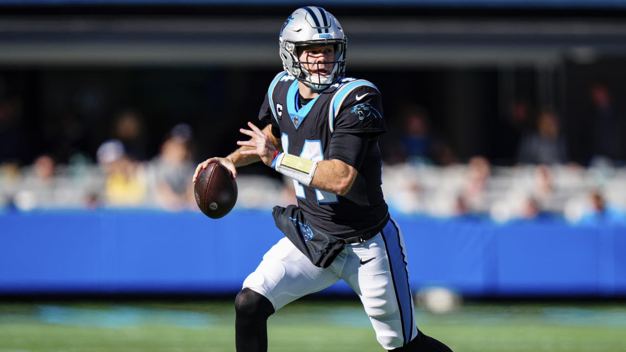 NFL Network's Ian Rapoport reports that quarterback Sam Darnold to ...