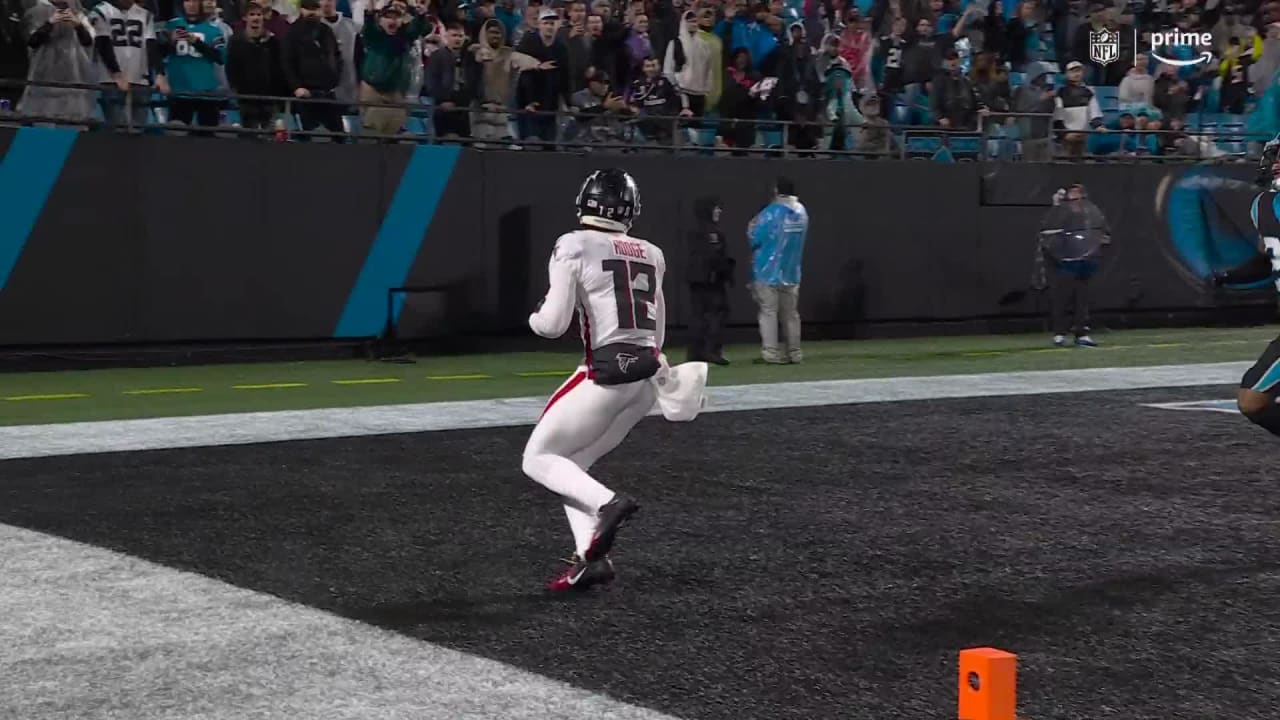 Atlanta Falcons quarterback Marcus Mariota locates wide-open wide ...