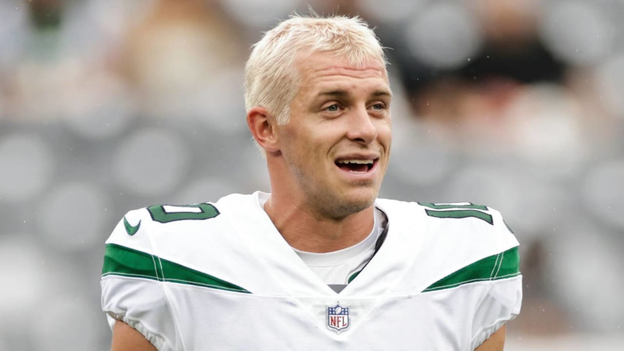 Dolphins WR Braxton Berrios on Tyreek Hill, Jaylen Waddle: 'Truly one ...