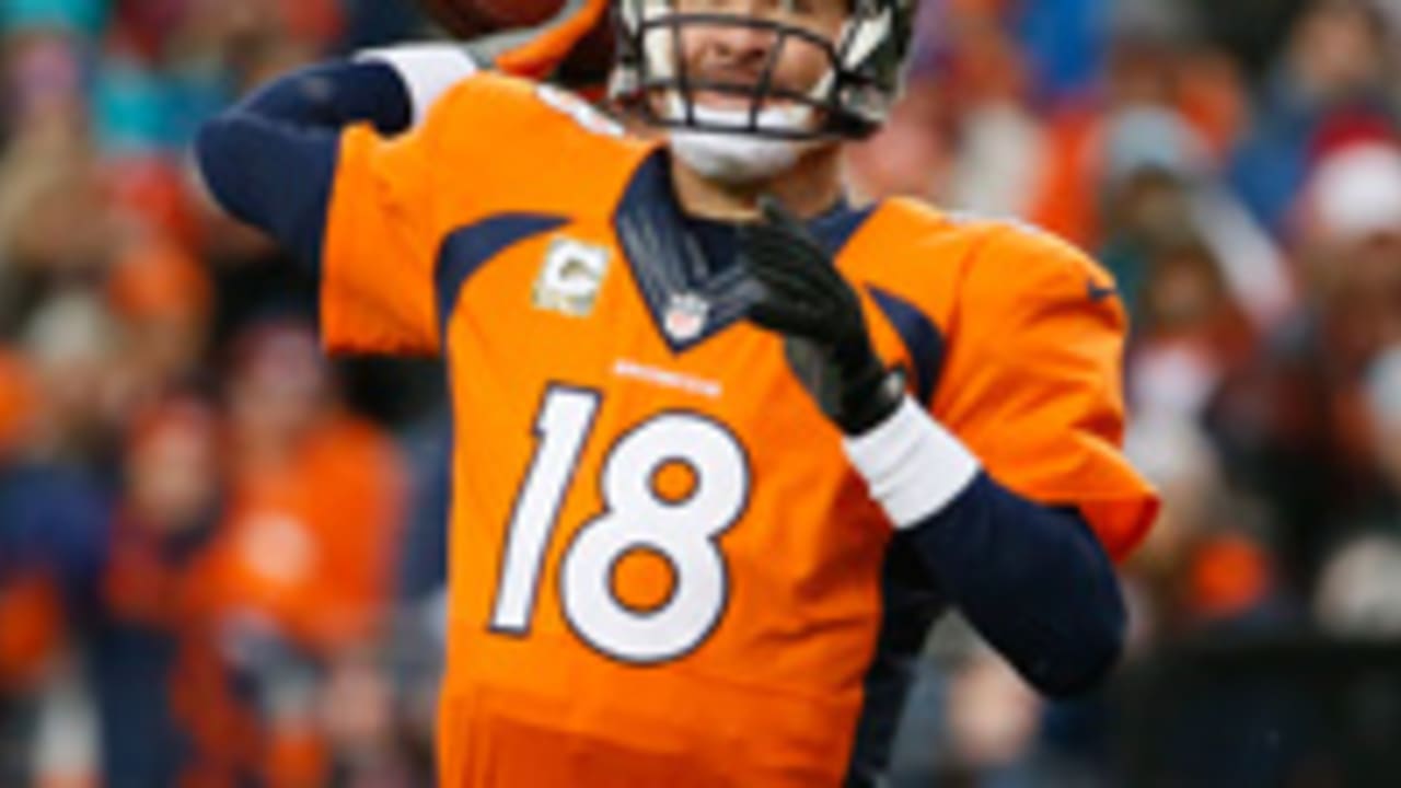 Manning, Anderson lead Broncos past Dolphins