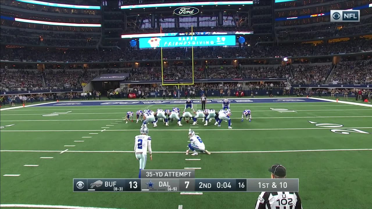 Maher sends 35-yard kick wide left to end first half