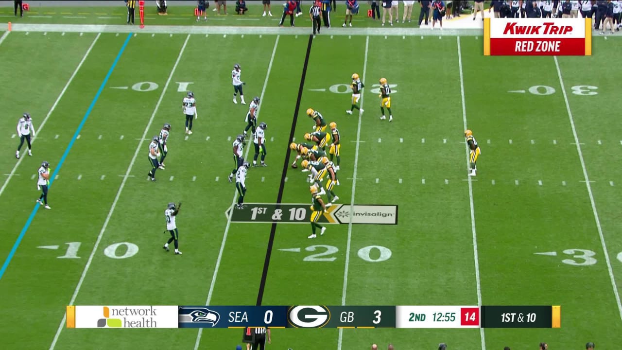 Green Bay Packers tight end Luke Musgrave finds opening in coverage on ...