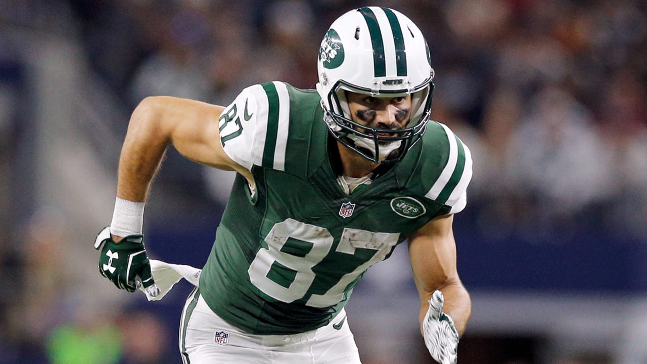 Eric Decker (hip, shoulder) set to be full-go for camp