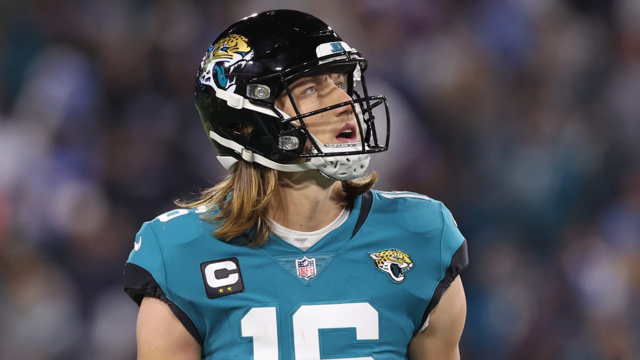 Jacksonville Jaguars quarterback Trevor Lawrence throws his third INT ...