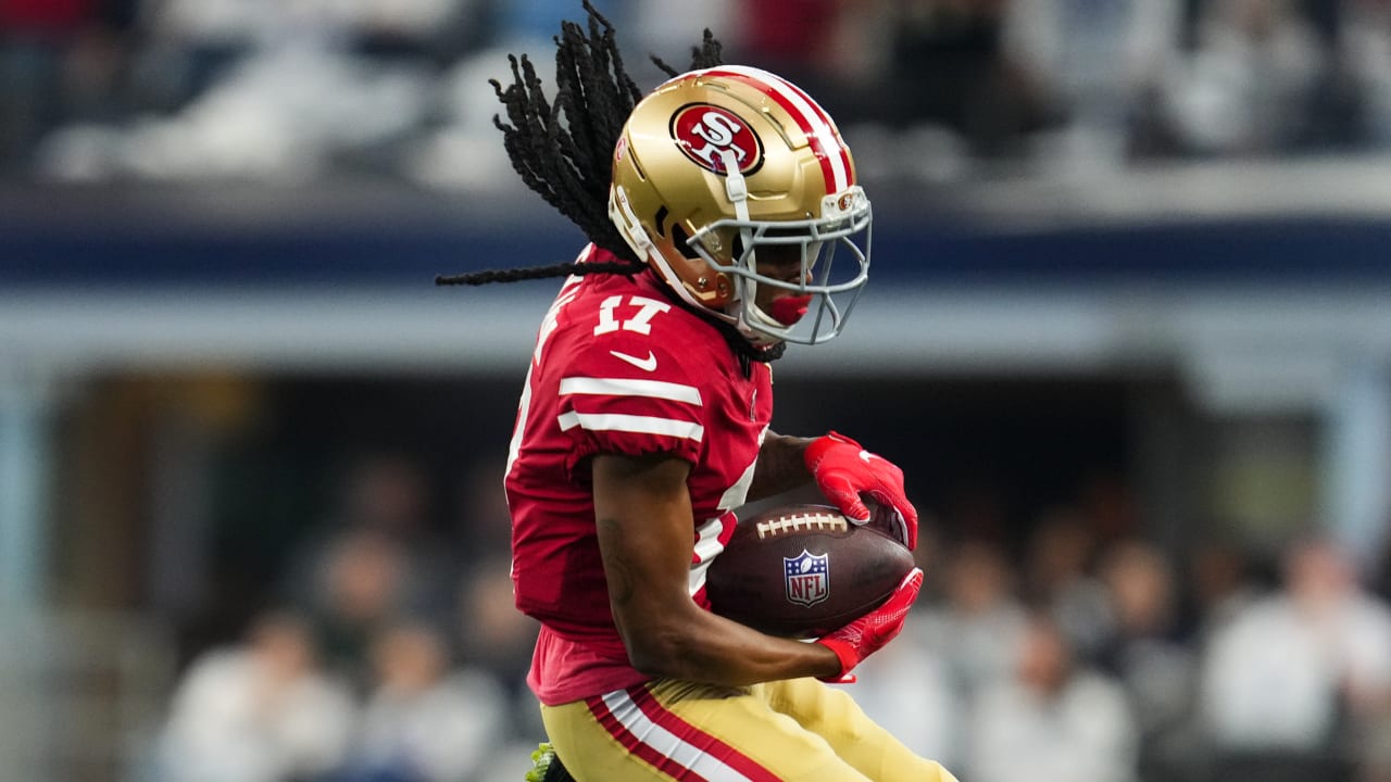 San Francisco 49ers wide receiver Travis Benjamin finds opening in zone ...