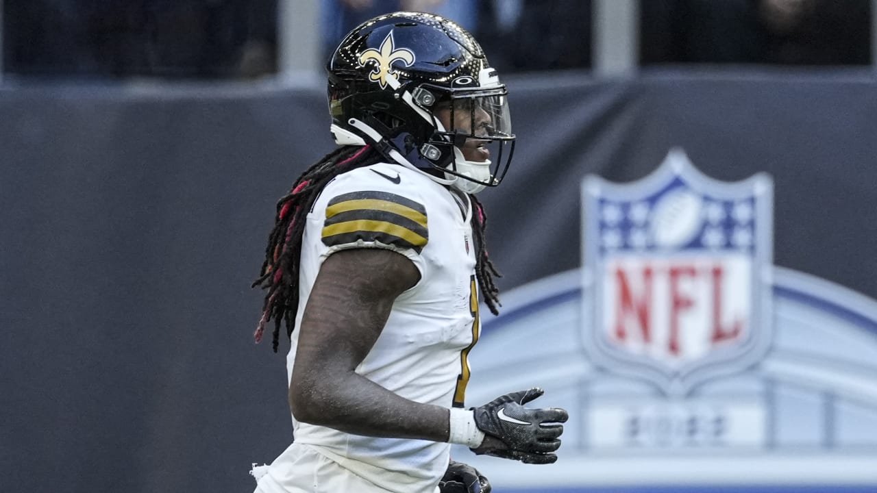 New Orleans Saints wide receiver Marquez Callaway left all alone for ...