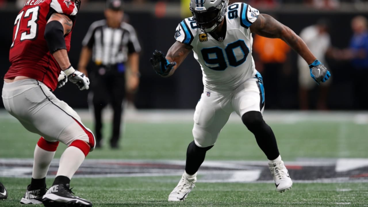 Panthers DE Julius Peppers unfazed by slow start
