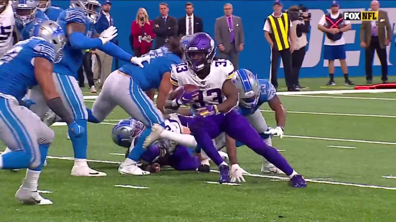 Dalvin Cook bounces away from pileup for second TD run