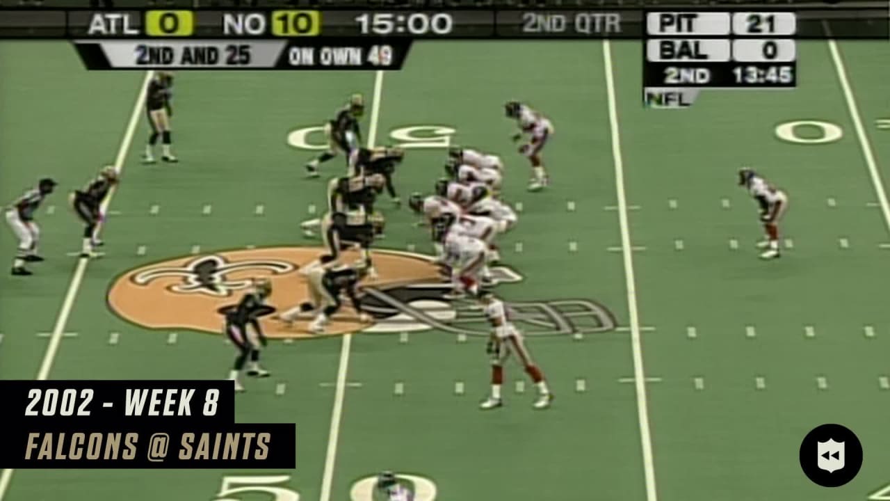 Michael Vick runs in two TDs in win over Saints | NFL Throwback