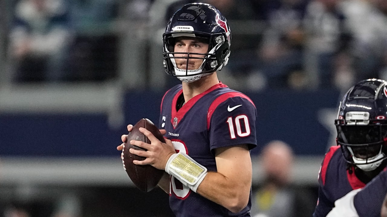 Houston Texans quarterback Davis Mills dials launch codes to wide ...