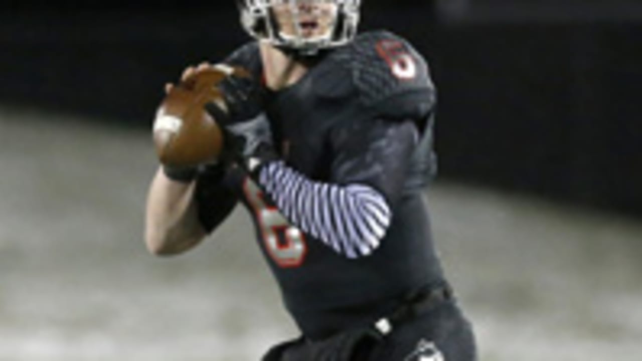 NIU quarterback Jordan Lynch signs with Chicago Bears