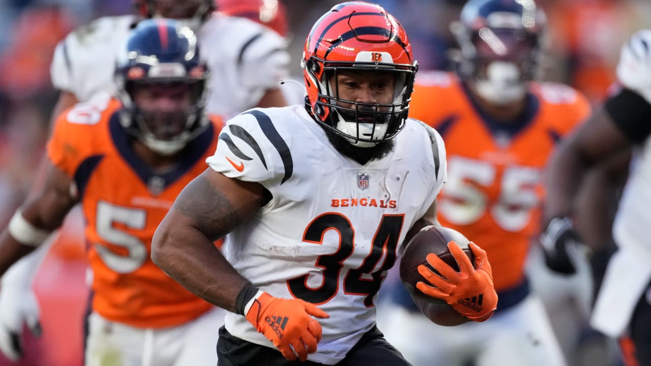 Cincinnati Bengals running back Samaje Perine busts through a crease ...