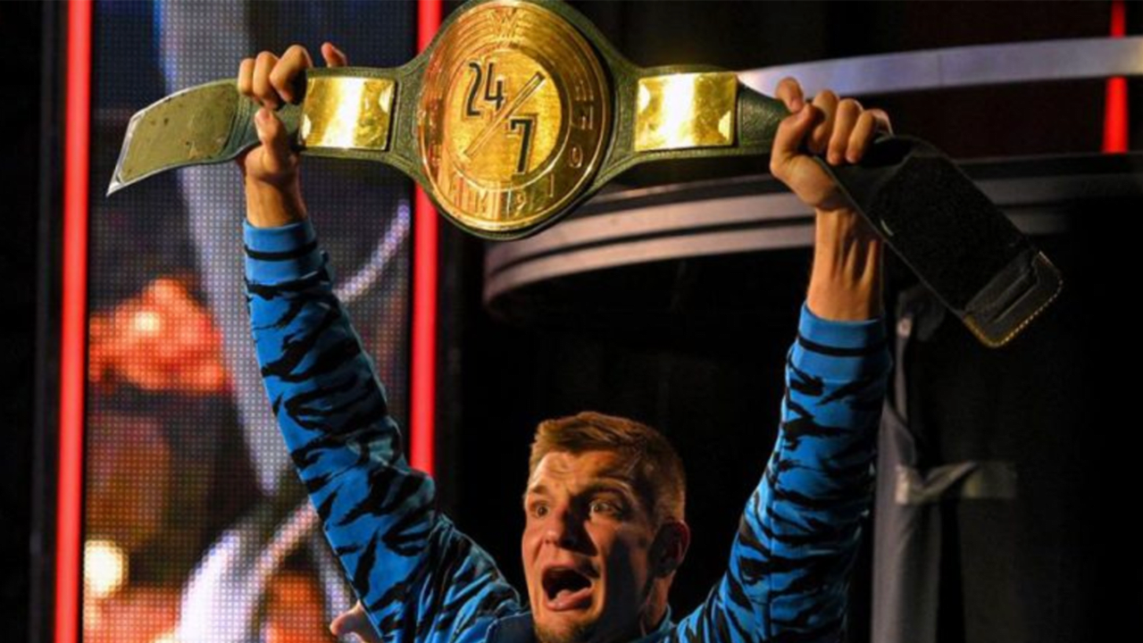 Rob Gronkowski is your new WWE 24/7 champion