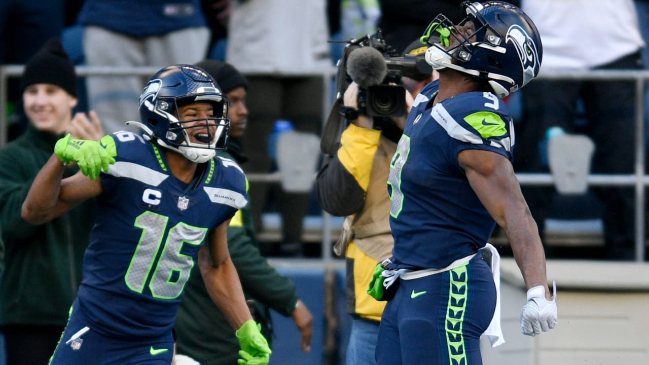Seattle Seahawks running back Kenneth Walker enters overdrive to the ...