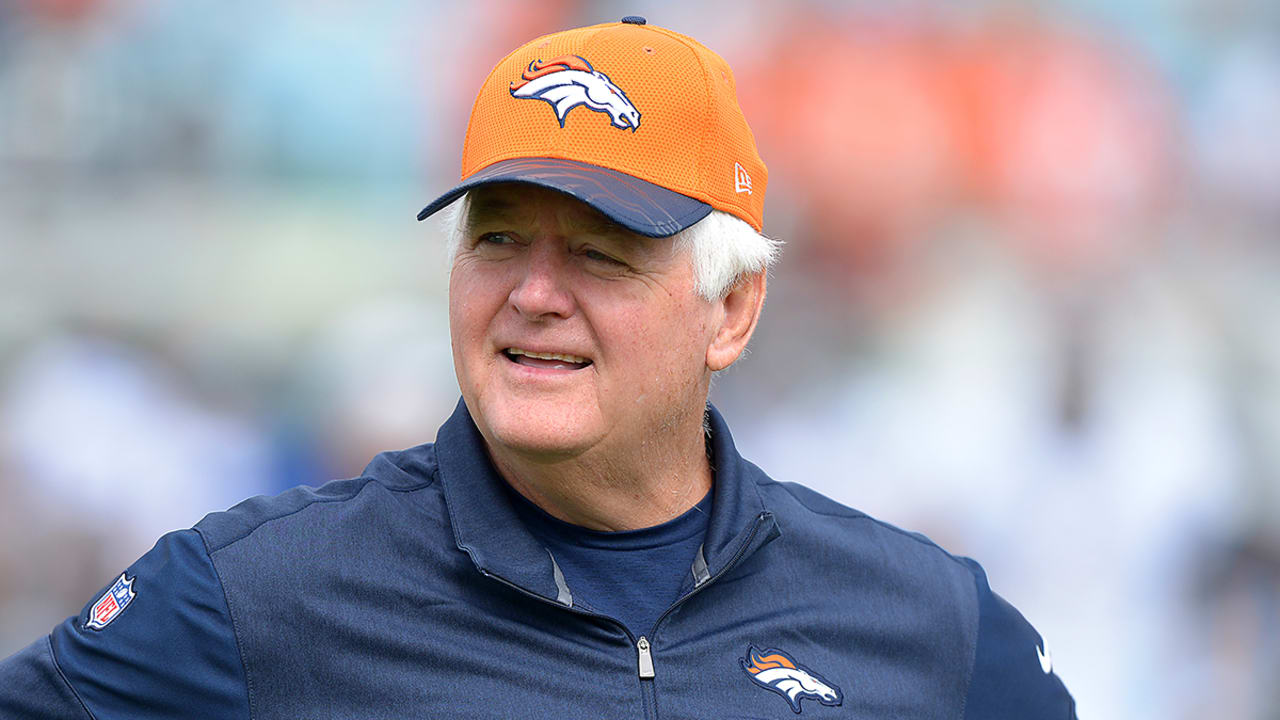 Wade Phillips releases memoir 'Son of Bum'