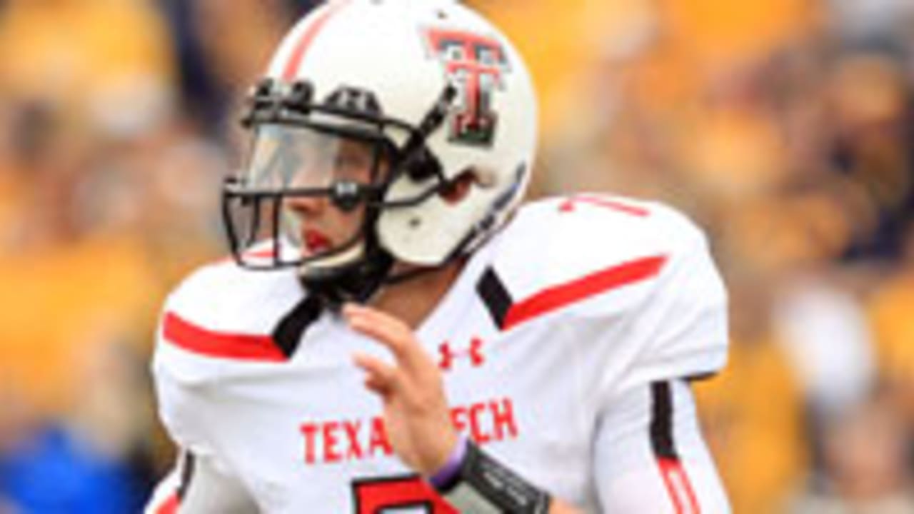 Kliff Kingsbury: Texas Tech's Davis Webb a 'top-five pick' talent