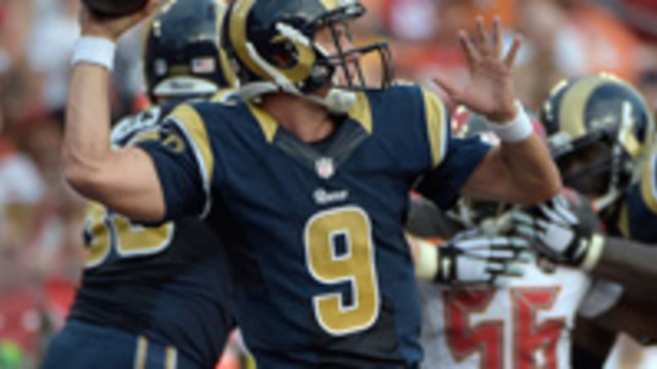 St. Louis Rams, Austin Davis edge Buccaneers